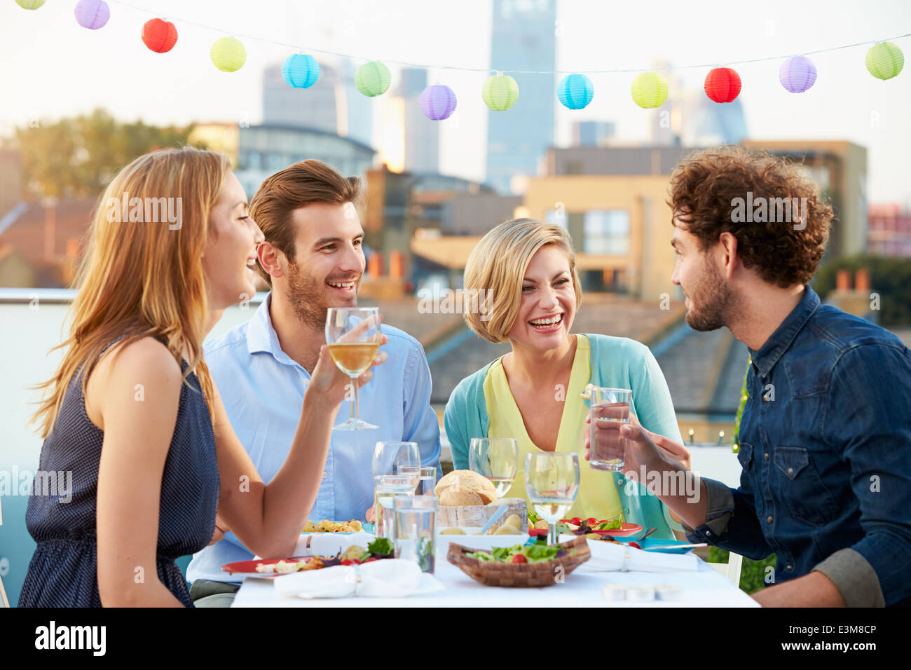 People rooftop terrace hi-res stock photography and images - Alamy