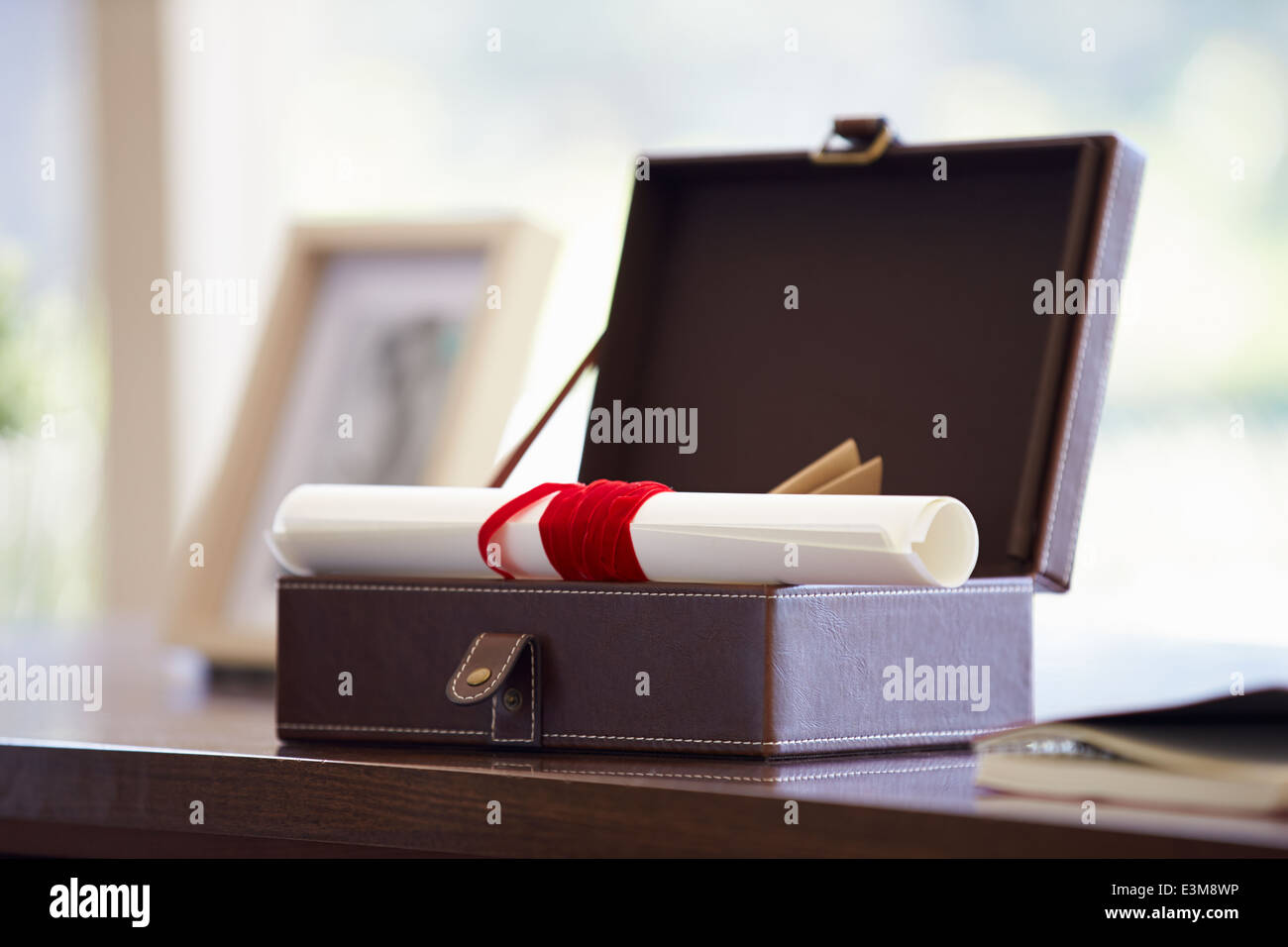 Documents office desk hi-res stock photography and images - Alamy