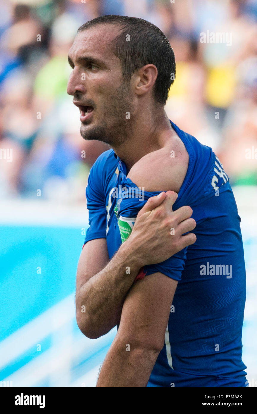 Giorgio chiellini luis suarez hi-res stock photography and images - Alamy