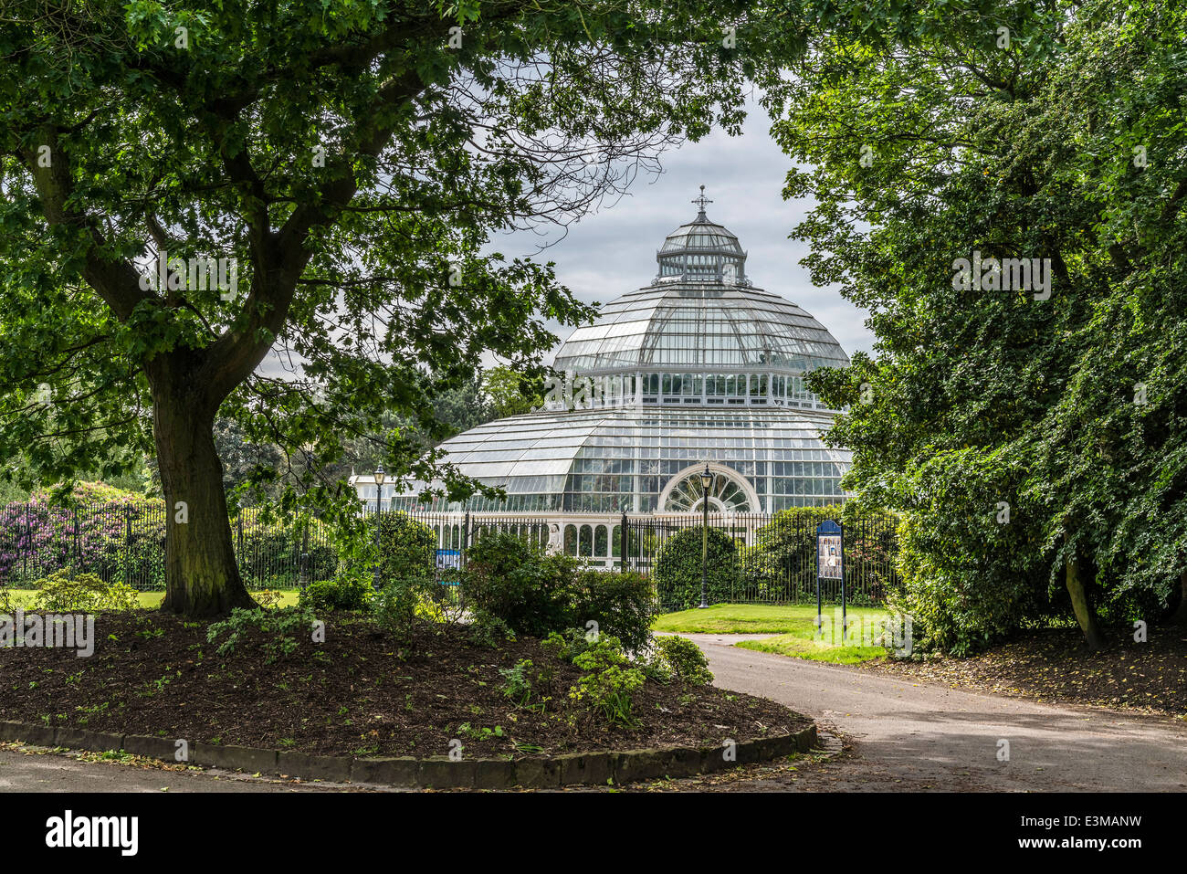 Sefton Park Liverpool The Palm House Stock Photo - Alamy