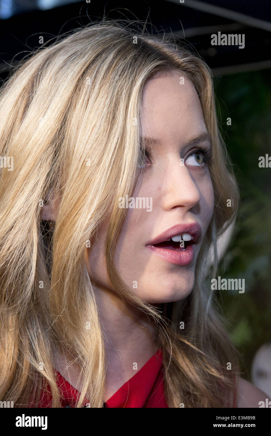 Mick Jagger Daughter Teeth