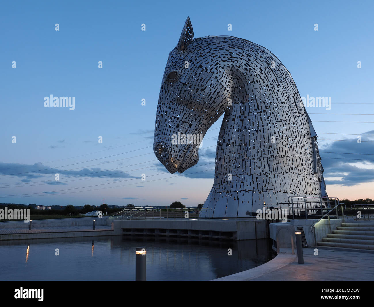 One of the magnificent Kelpies horse head sculptures, designed by Andy ...