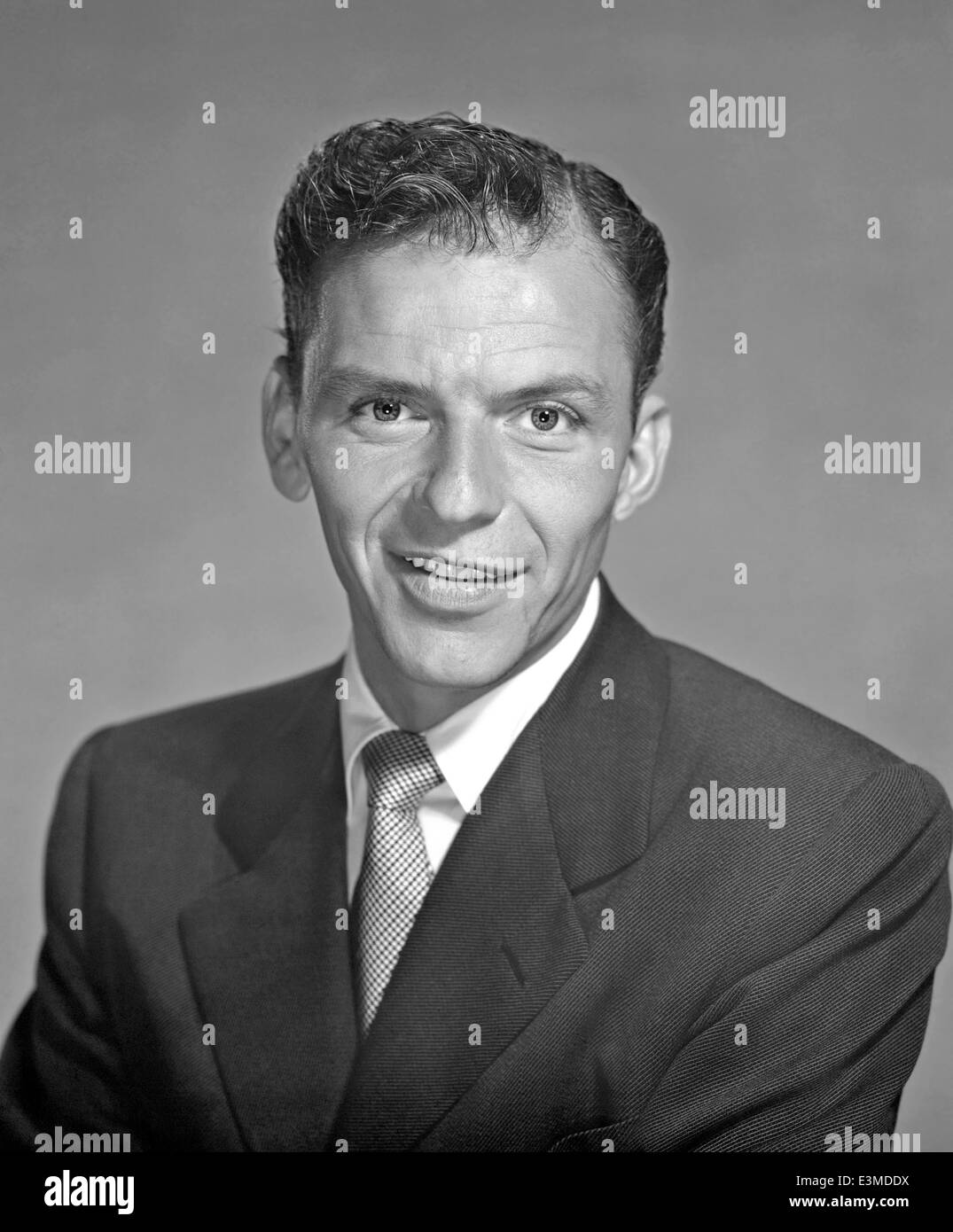 FRANK SINATRA (1915-1998) US singer and film actor about 1948 Stock ...