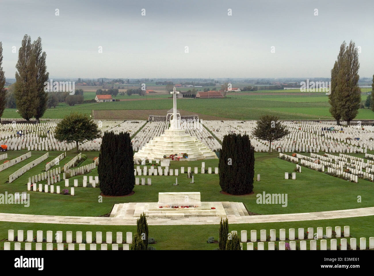 Tyne Cot WWI Cemetery ( 3587 burials), and Memorial (34949 names of the ...
