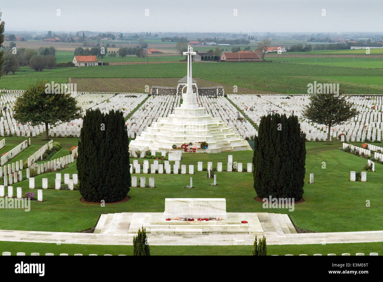 Tyne Cot WWI Cemetery ( 3587 burials), and Memorial (34949 names of the ...