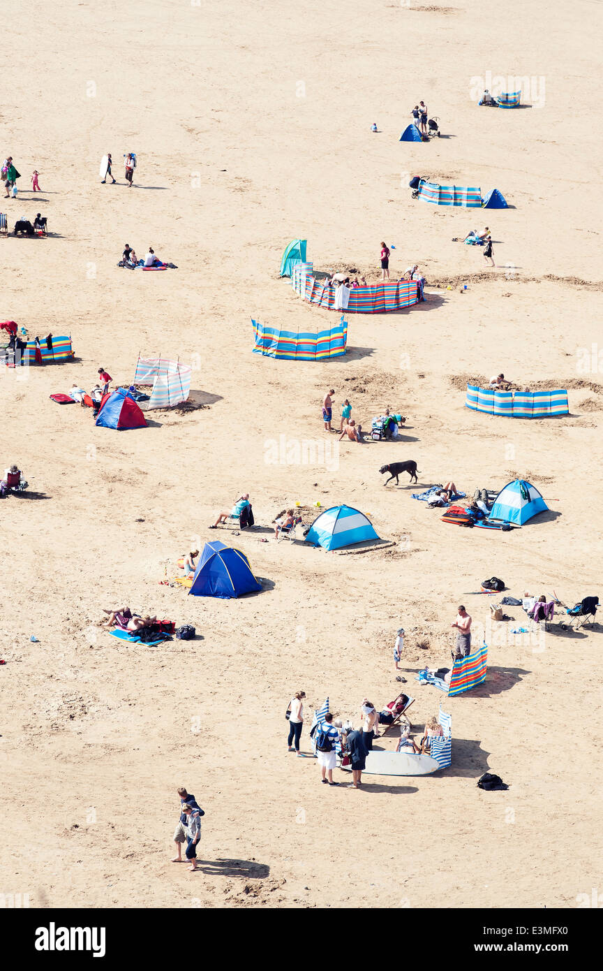 Aerial view beach britain hi-res stock photography and images - Alamy
