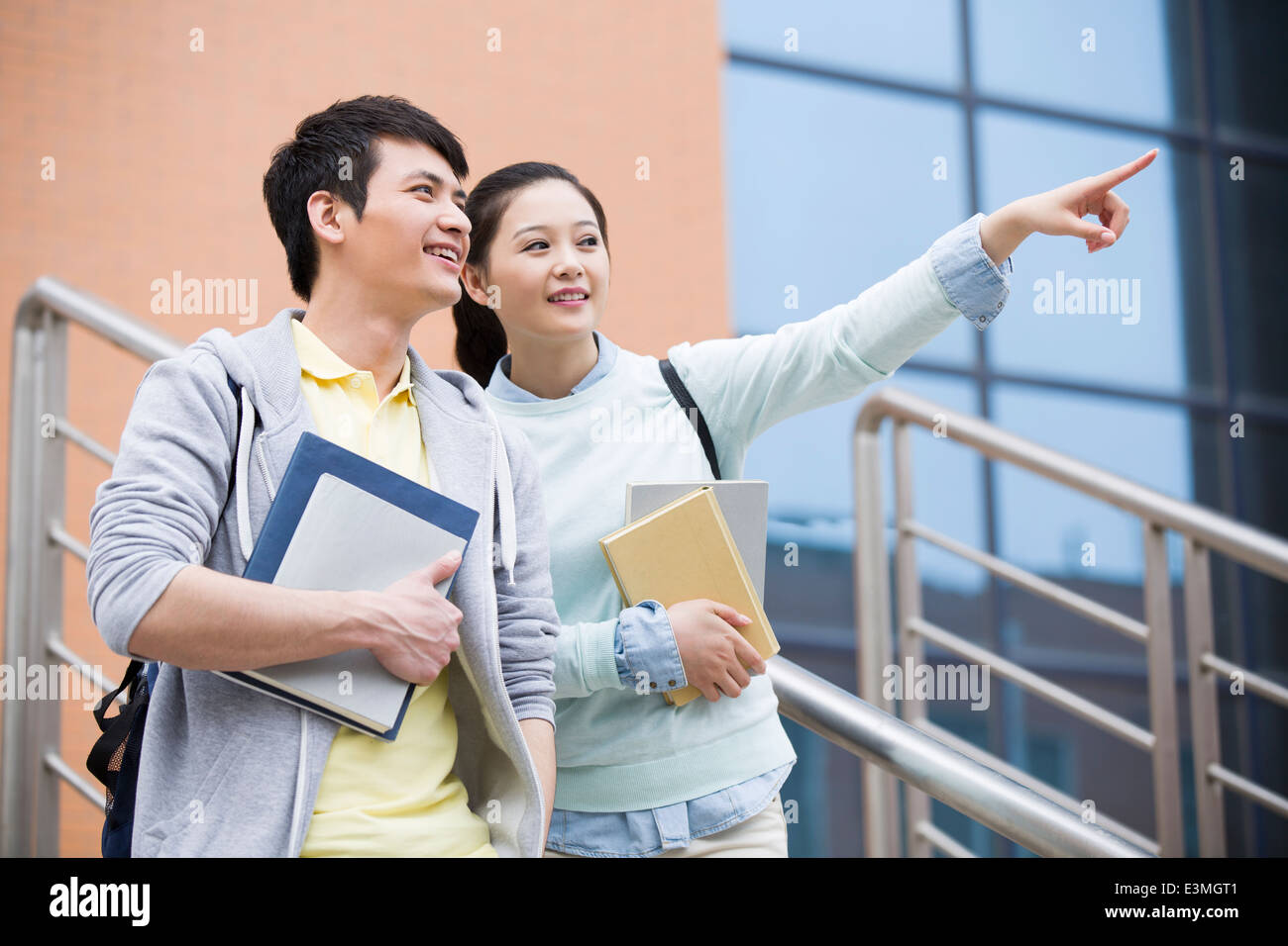 Pointing Direction Boys Outperform Girls In Direction Giving Accuracy,