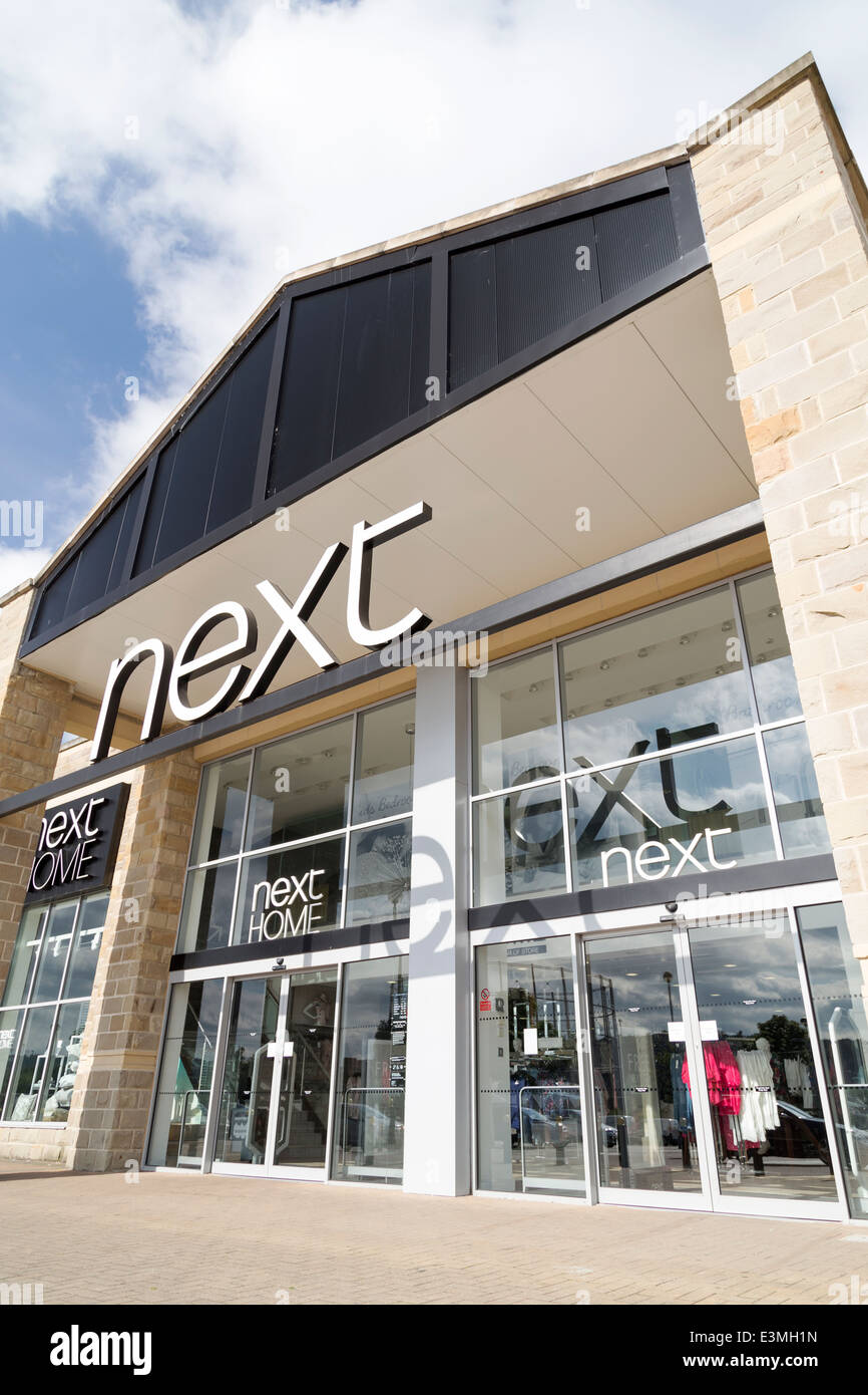 Store frontage hi-res stock photography and images - Alamy