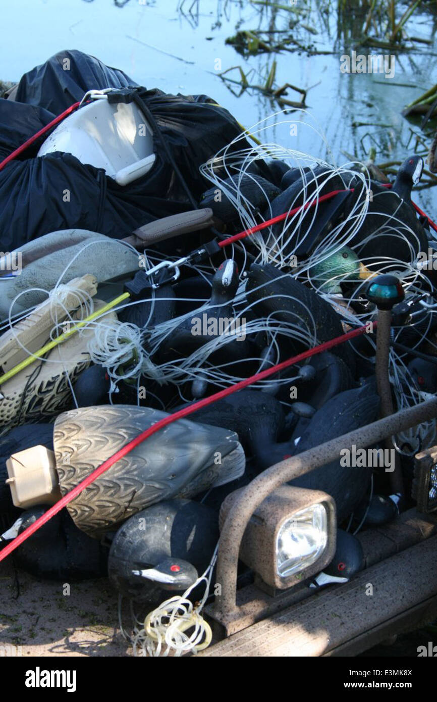 The gear Duck program within the Upper Mississippi River National ...