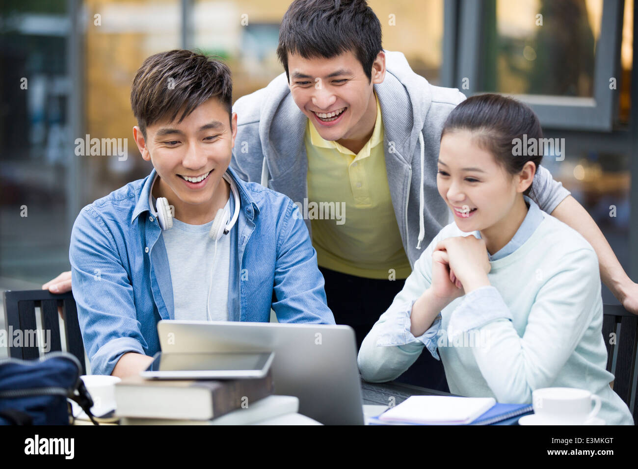 Student rest area hi-res stock photography and images - Alamy