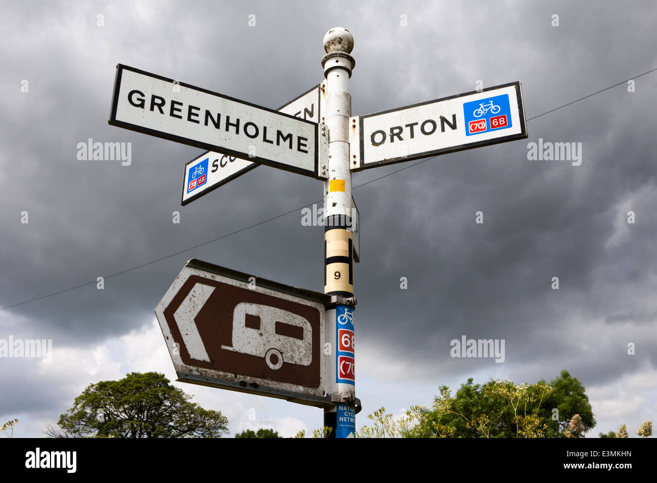 a greenholme orton scout green camping campsite camp tent waymarker ...