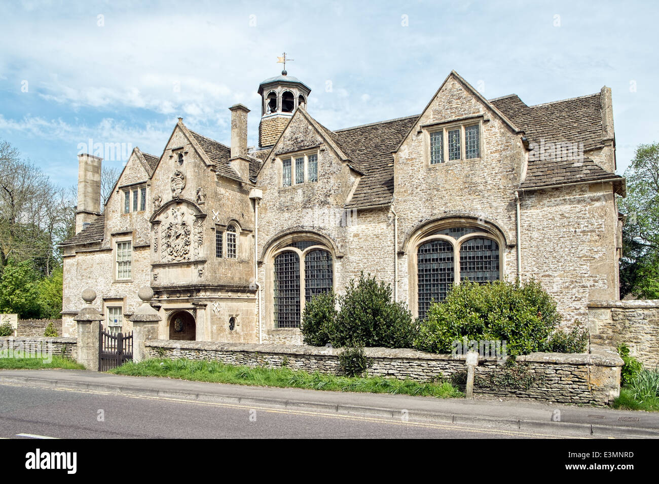 Uk almshouse hi-res stock photography and images - Alamy