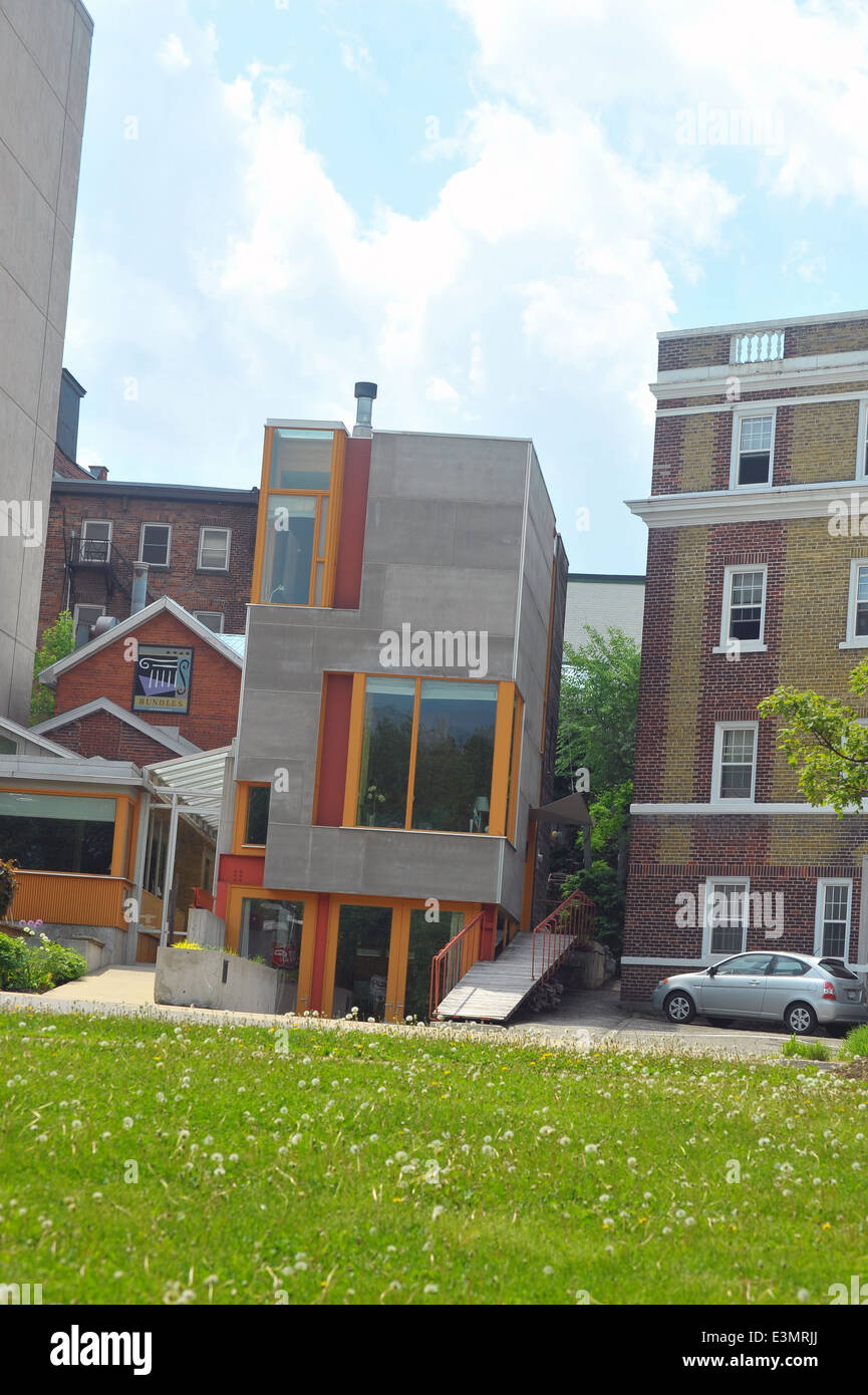 An example of modern square architecture in Stratford, Ontario - Canada ...