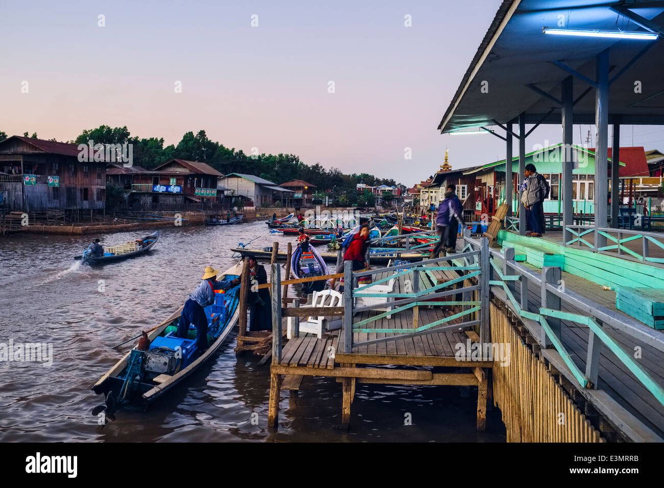 Jetty waterway hi-res stock photography and images - Alamy