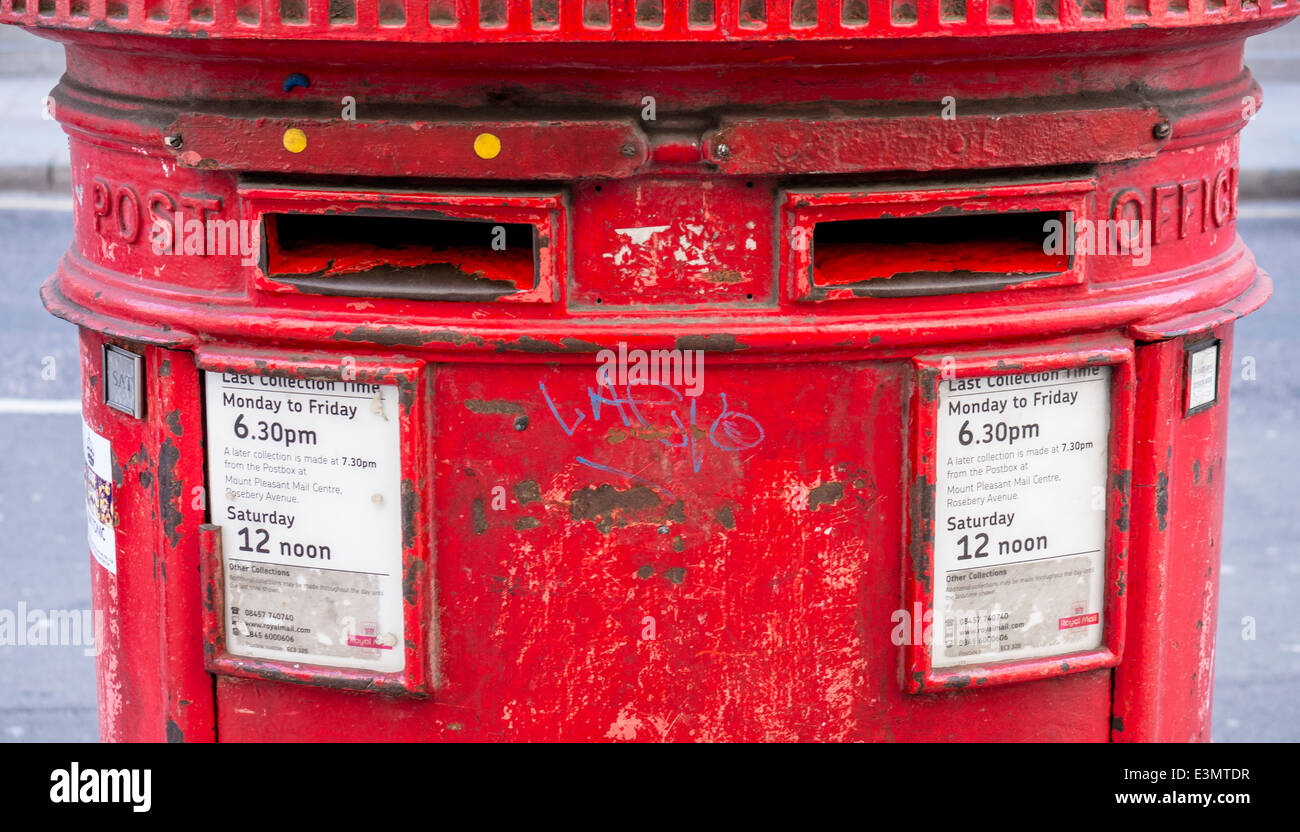 Red metal boxes hi-res stock photography and images - Alamy