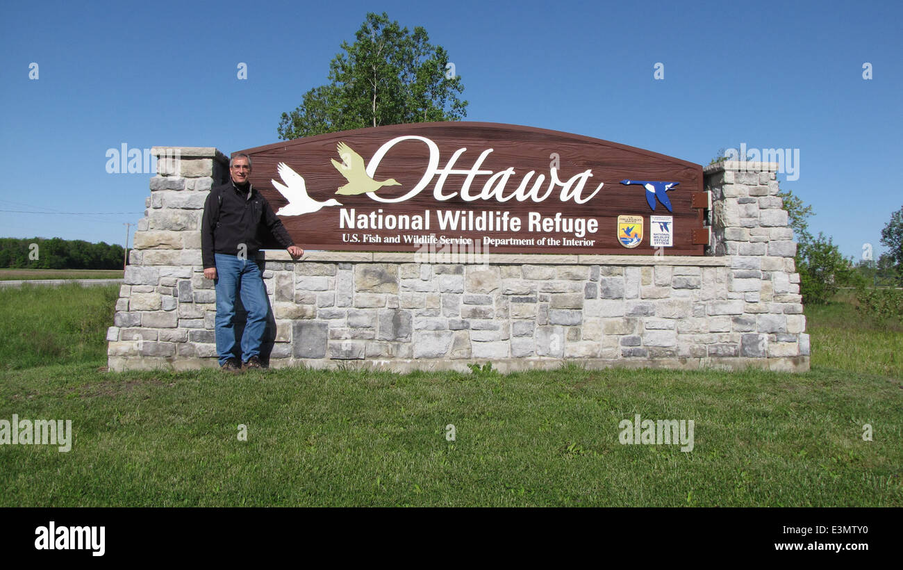 Regional Director Tom Melius visited Ottawa National Wildlife Refuge to ...