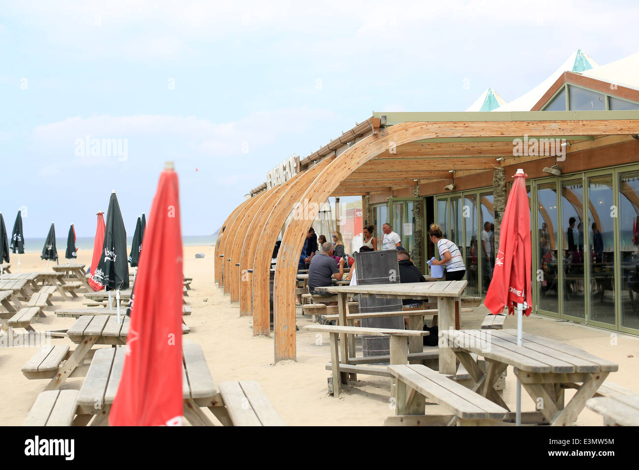 The Watering Hole pub on the beach at Perranporth, Cornwall Stock Photo ...
