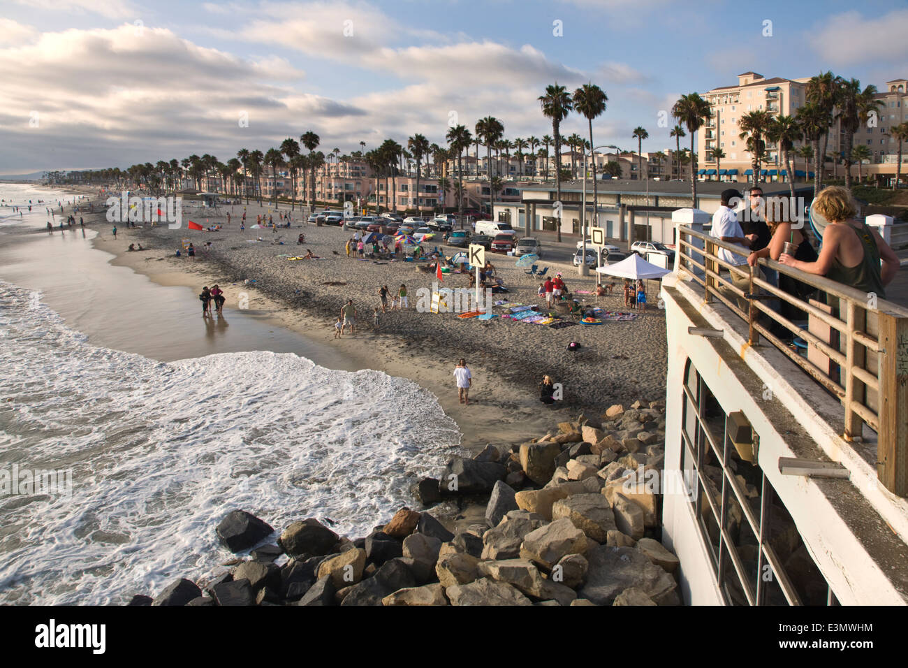 Oceanside pier hi-res stock photography and images - Alamy