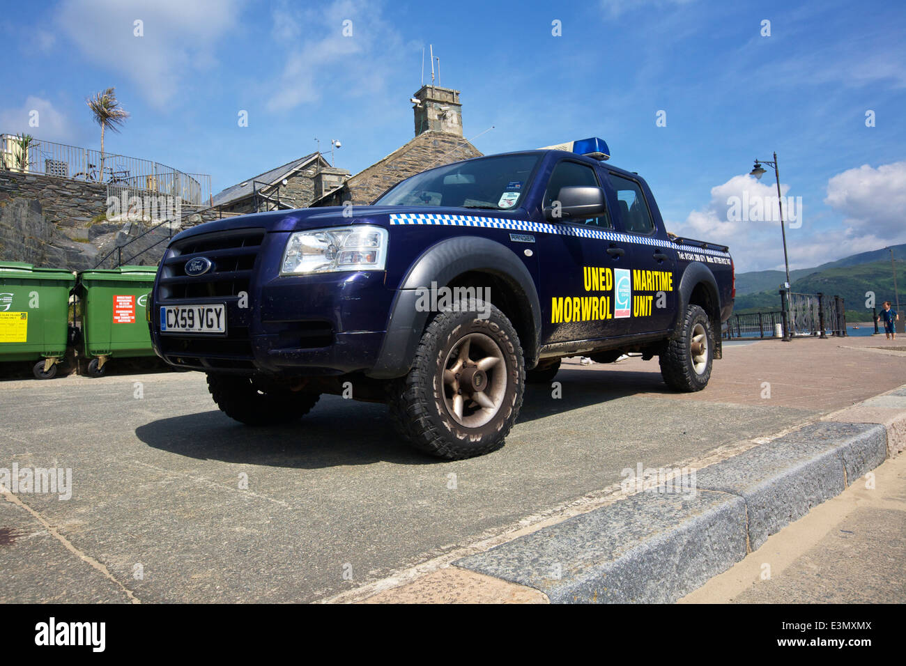 Coast Guard 4X4 Barmouth Gwynedd Wales UK Stock Photo - Alamy