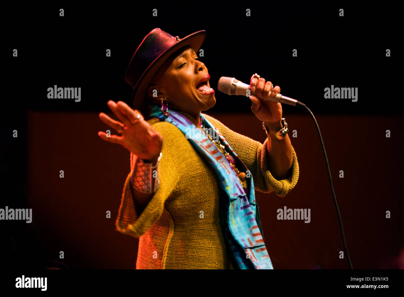 DEE DEE BRIDGEWATER sings at the 2009 MONTEREY JAZZ FESTIVAL ...