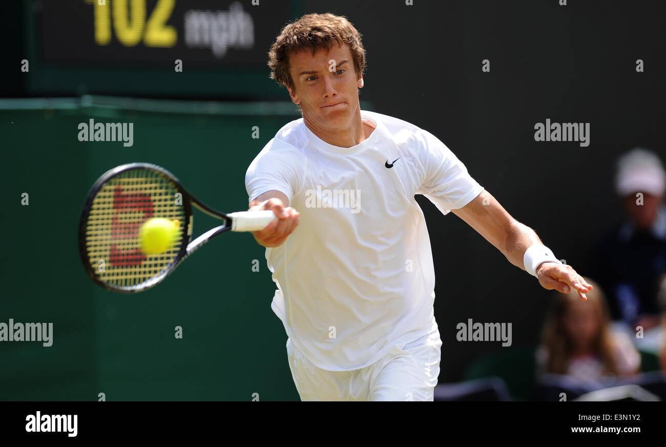 ANDREY KUZNETSOV RUSSIA THE ALL ENGLAND TENNIS CLUB WIMBLEDON LONDON ENGLAND 25 June 2014 Stock ...