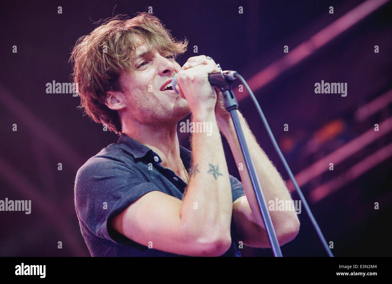 Paolo nutini hi-res stock photography and images - Alamy