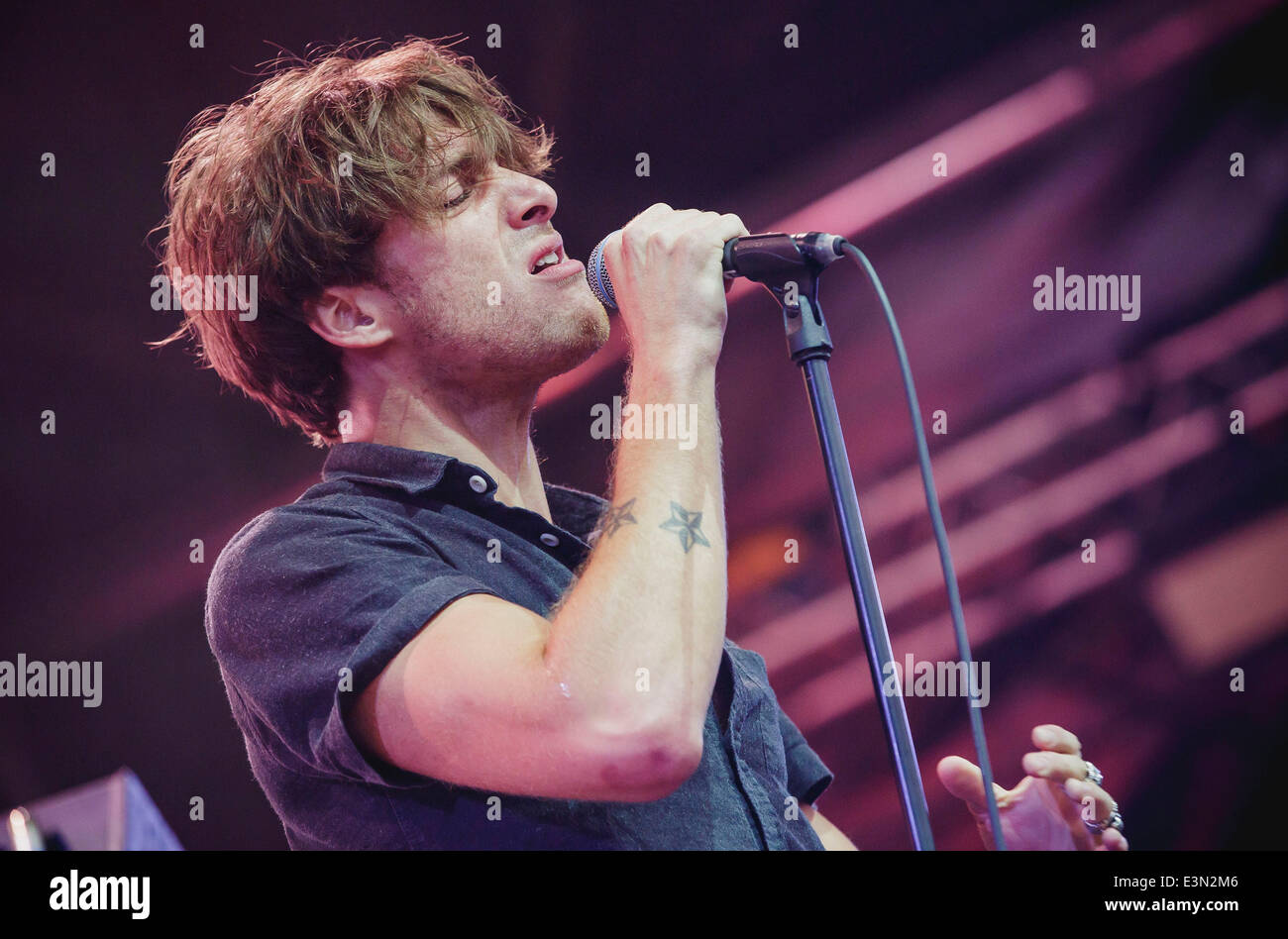 Scottish singer songwriter Paolo Nutini performs a Glastonbury Festival ...
