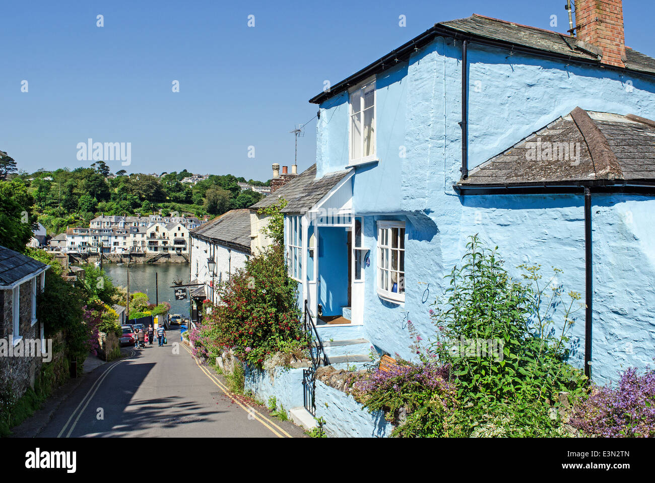 The riverside village of Bodinnick near Fowey in Cornwall, UK Stock ...