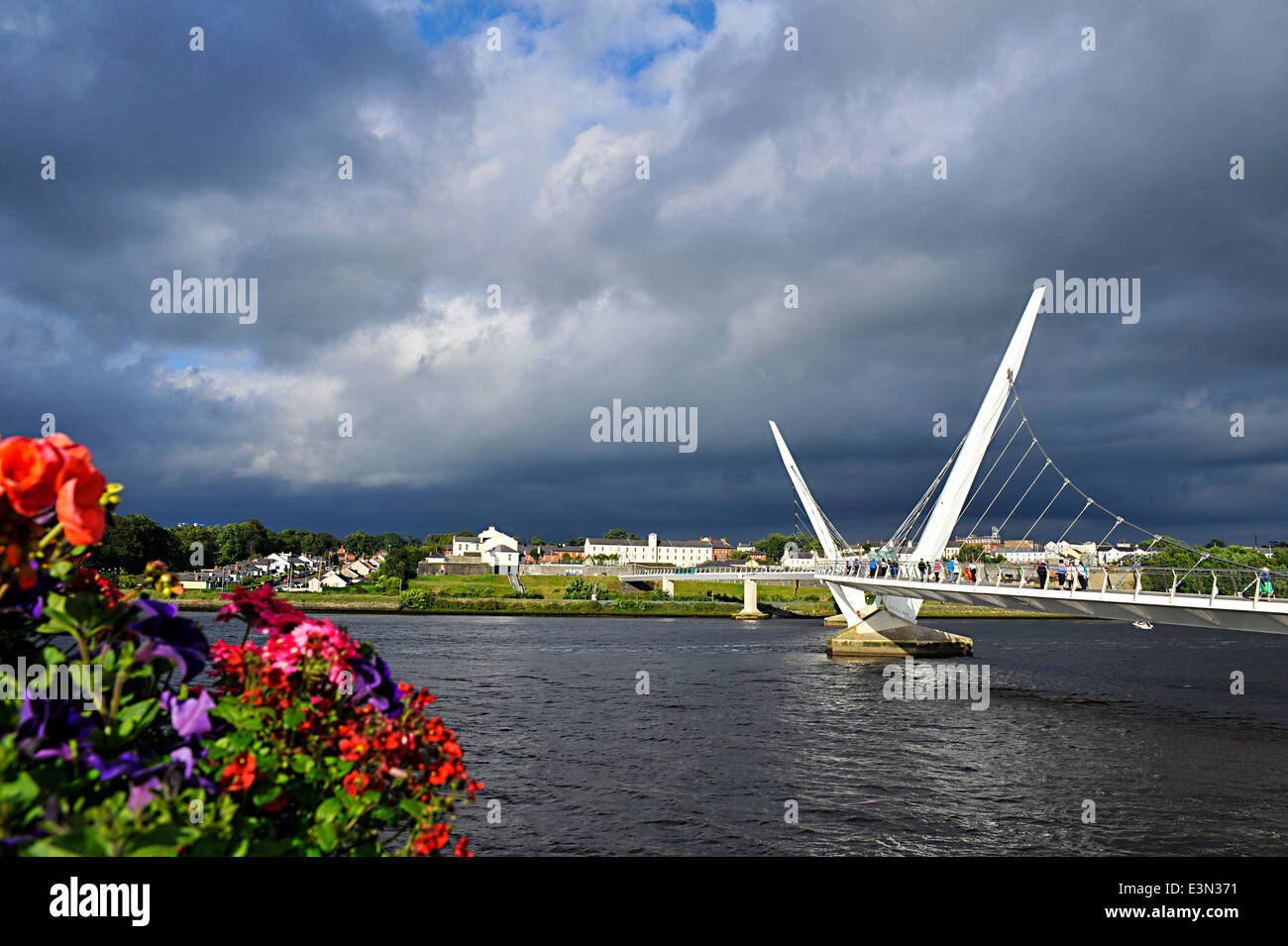 The Peace Bridge, Derry, Londonderry, Northern Ireland.Architect ...