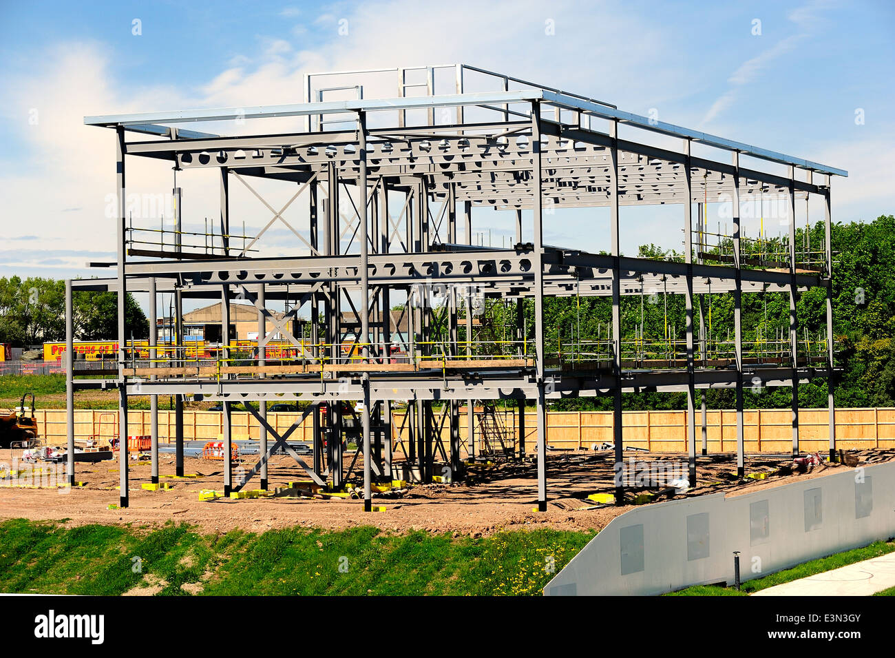 Steel Frame Building under Construction Stock Photo - Alamy