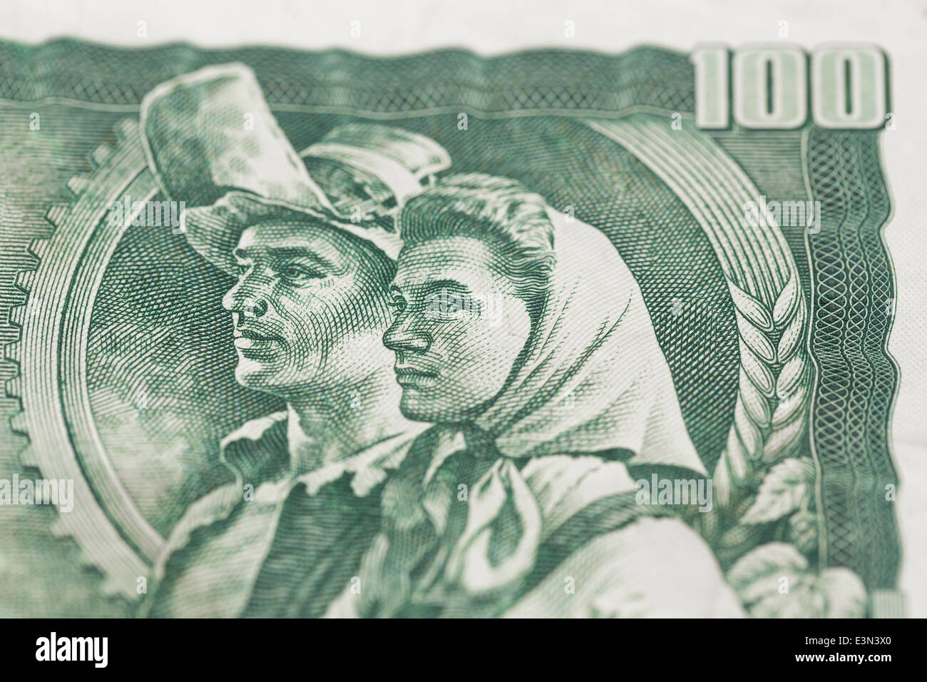 Old banknote 100 Kčs from 1961 in comparison with the actual valid 100 ...