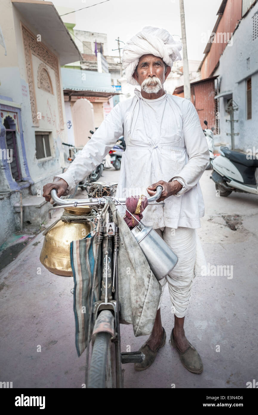Milkman hi-res stock photography and images - Alamy