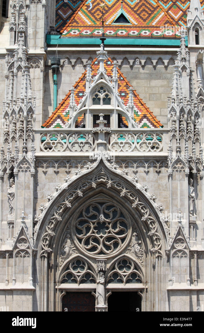 Decorations on facade hi-res stock photography and images - Alamy