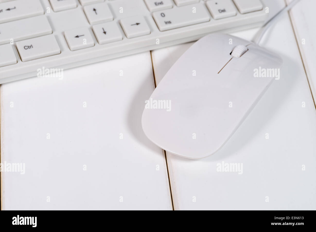 Gray computer mouse isolated on white Stock Photo - Alamy