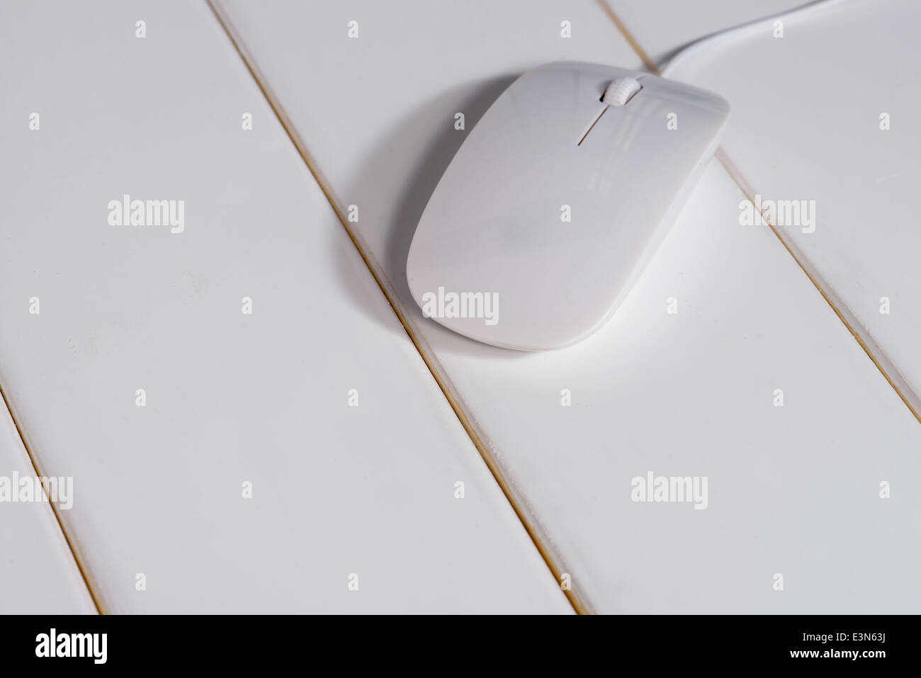Gray computer mouse isolated on white Stock Photo - Alamy