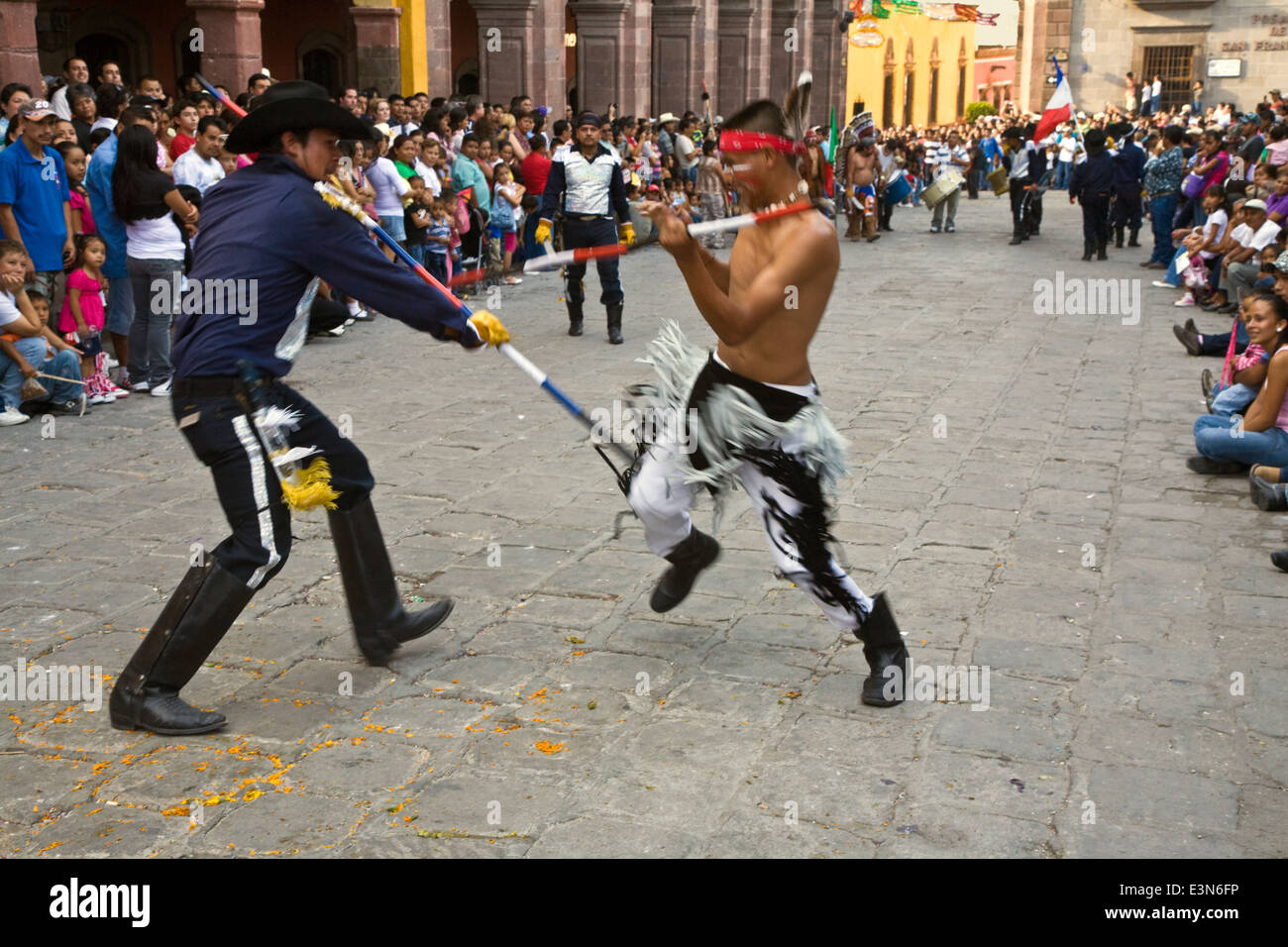 Cowboys and indians fighting hi-res stock photography and images - Alamy