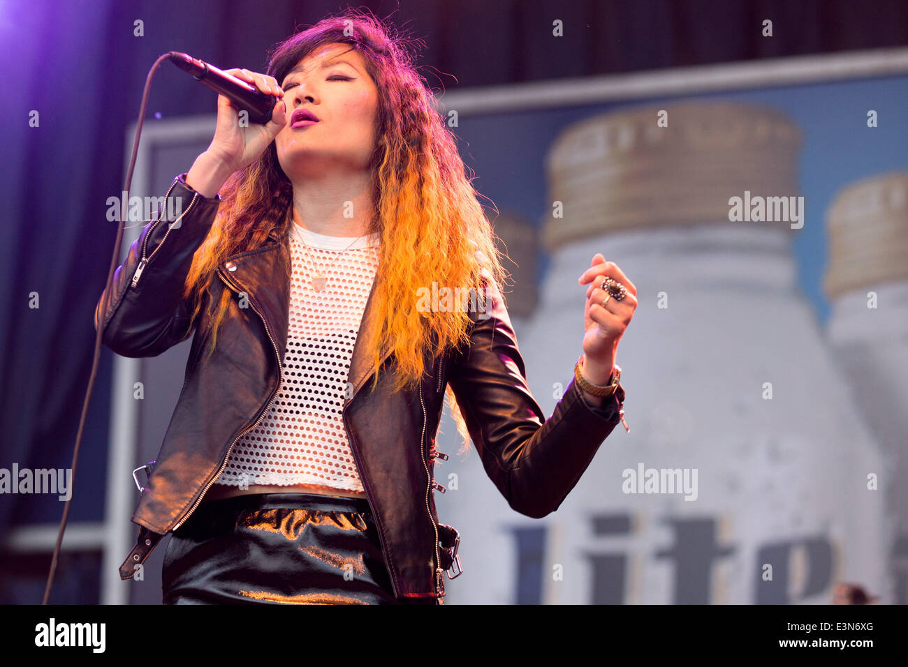 Milwaukee, Wisconsin, USA. 25th June, 2014. Vocalist CHARLENE KAYE of ...