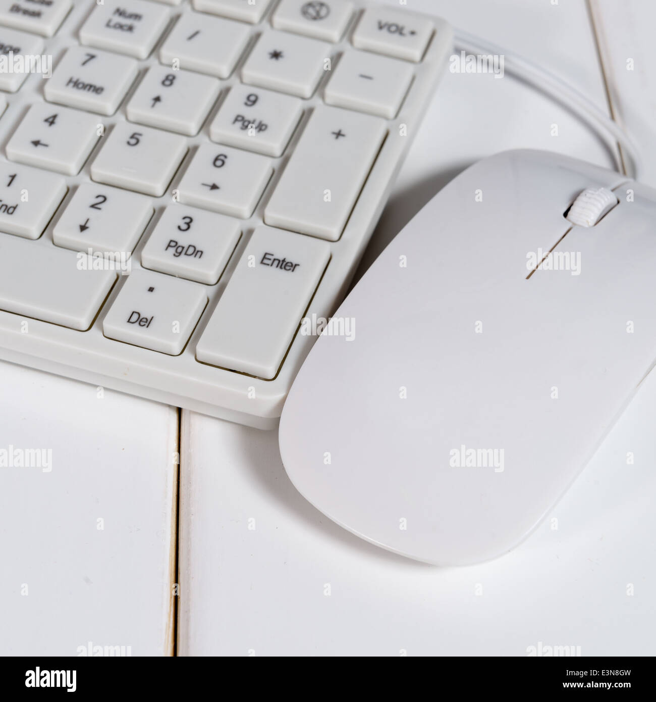 Gray computer mouse isolated on white Stock Photo - Alamy