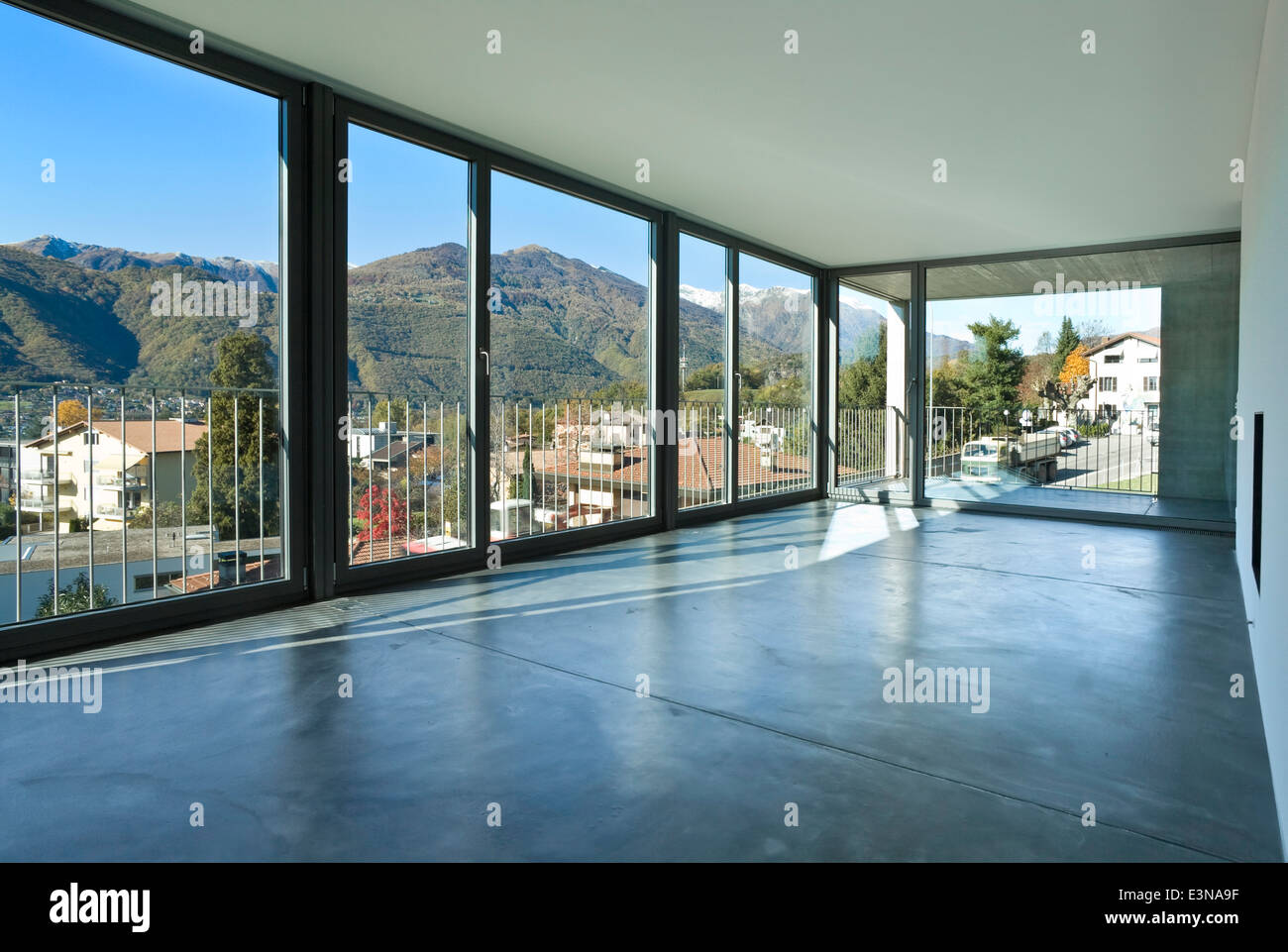 Modern building, interior Stock Photo - Alamy