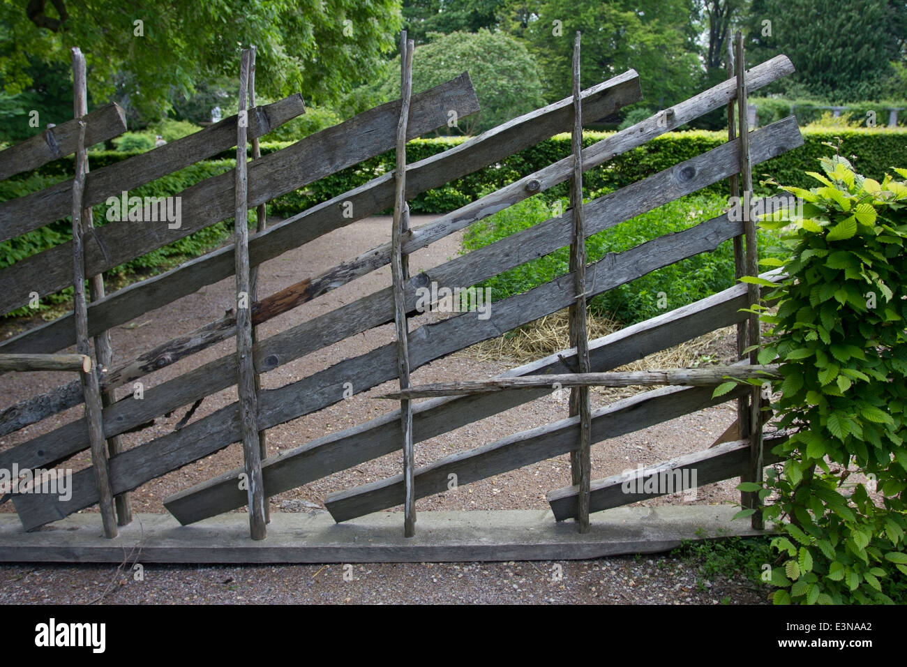 Traditional swedish fence hi-res stock photography and images - Alamy