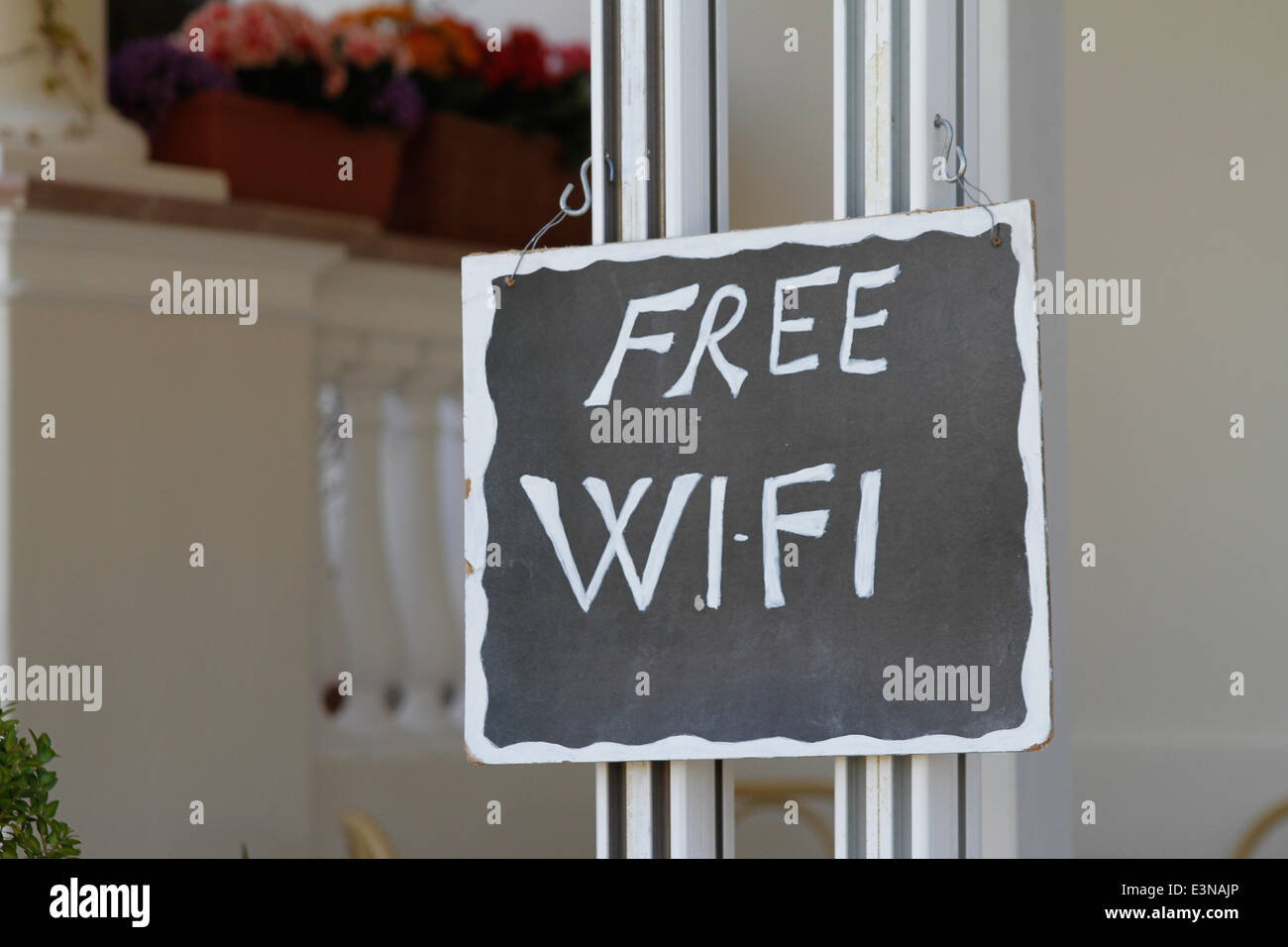 Wifi werbung hi-res stock photography and images - Alamy