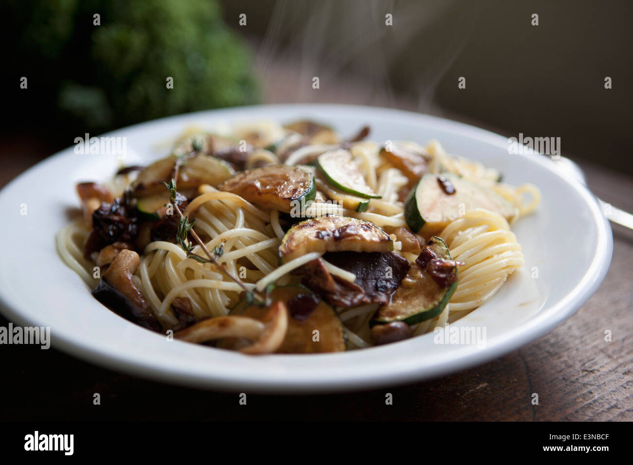 Pasta serving plate hi-res stock photography and images - Alamy