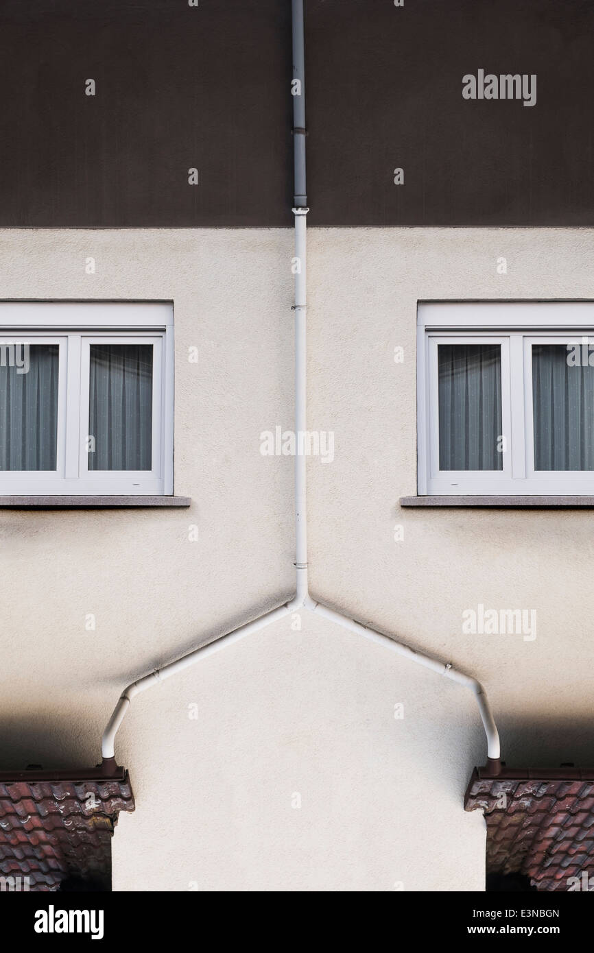 House with no windows hi-res stock photography and images - Alamy