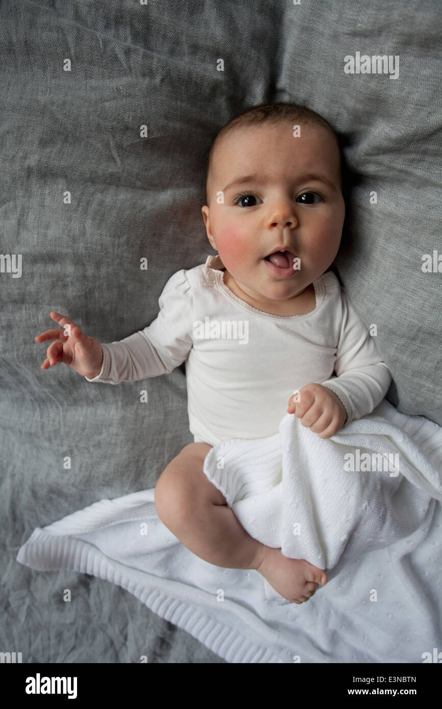 Bed above view hi-res stock photography and images - Alamy