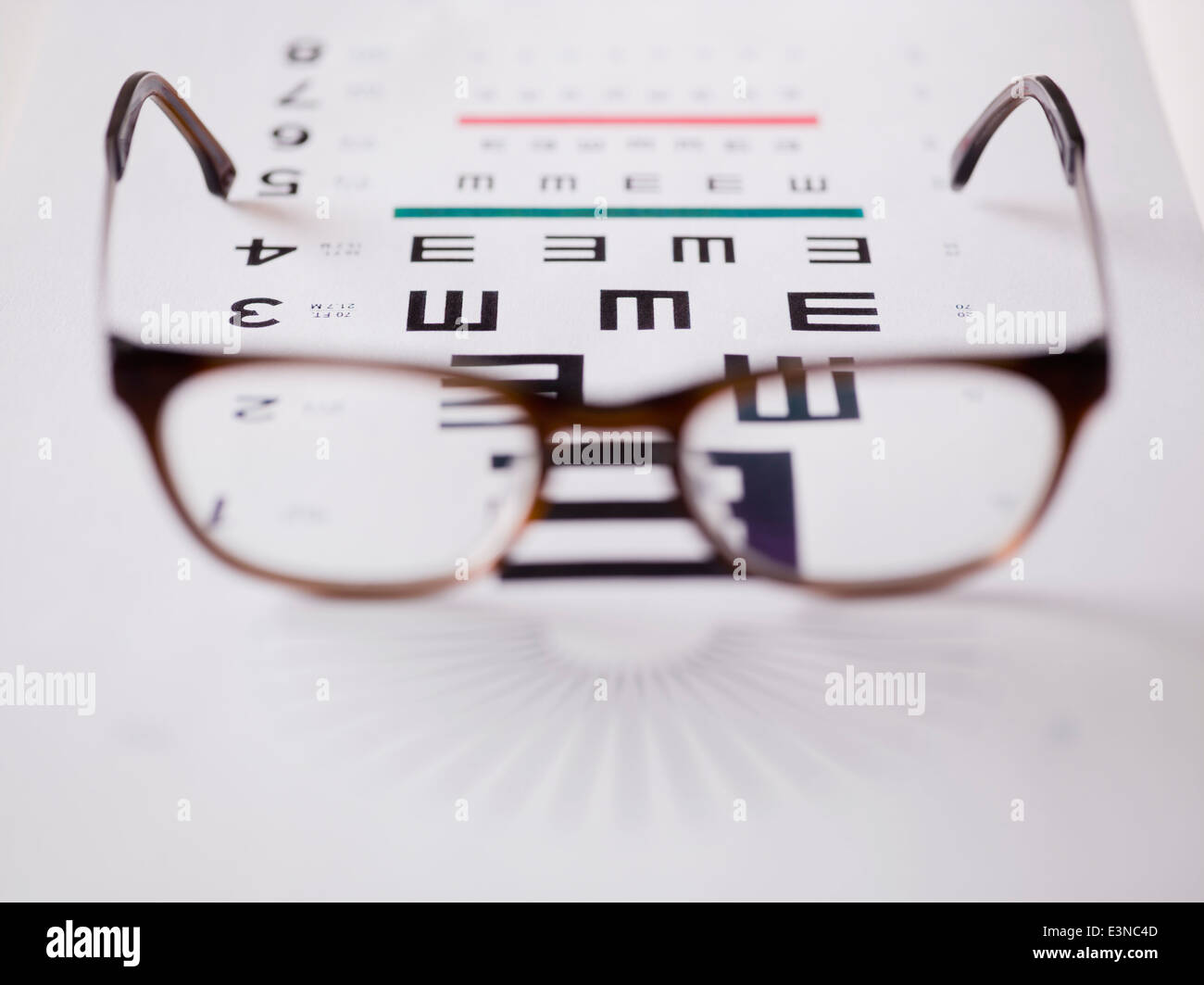 Eye Test Equipment Stock Photos & Eye Test Equipment Stock Images - Alamy