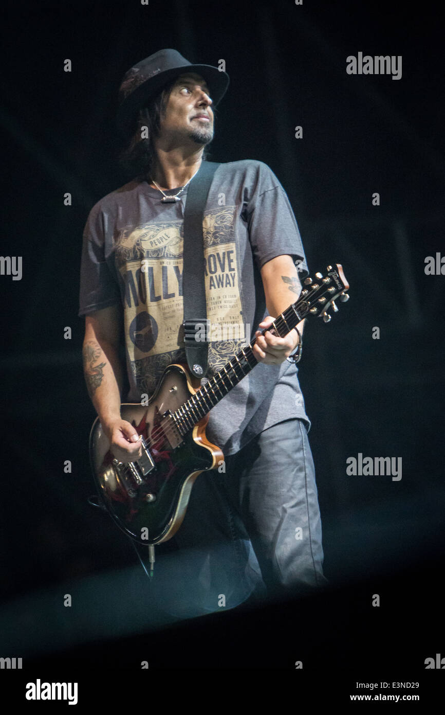 Motorhead concert hi-res stock photography and images - Alamy