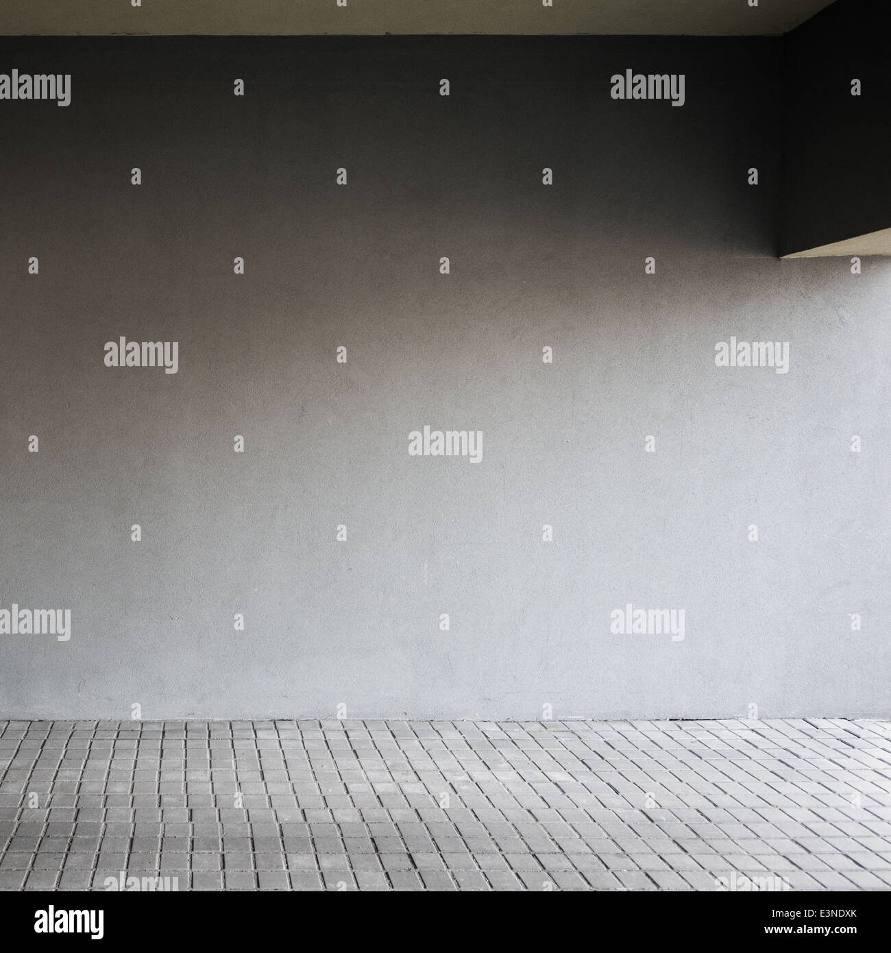 Urban background. Empty street wall Stock Photo - Alamy