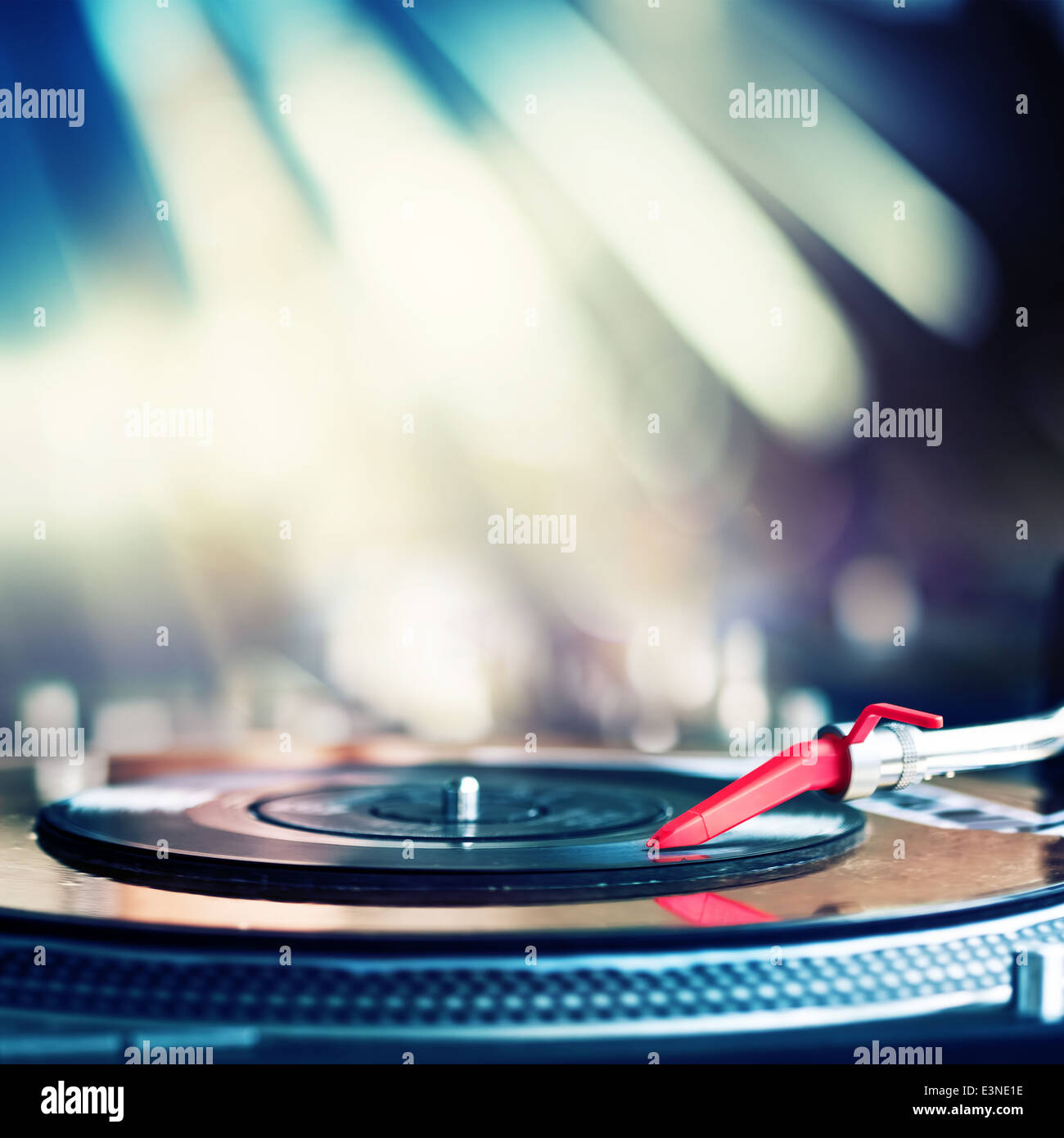 Dj spinning disk on equipment hi-res stock photography and images - Alamy