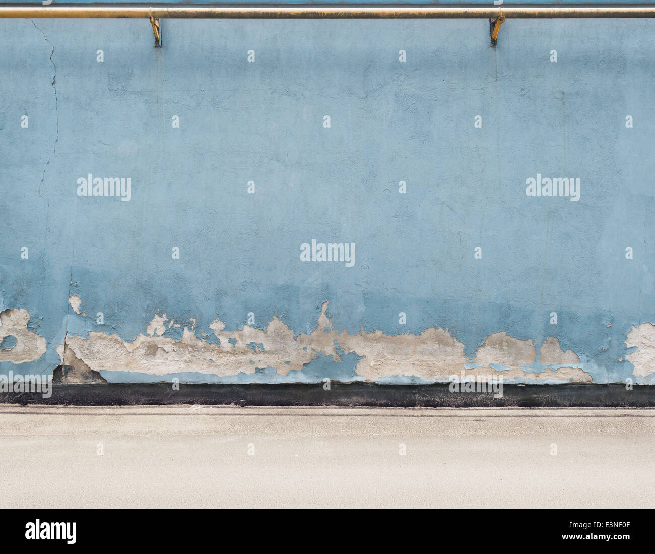 Urban background. Empty street wall Stock Photo - Alamy