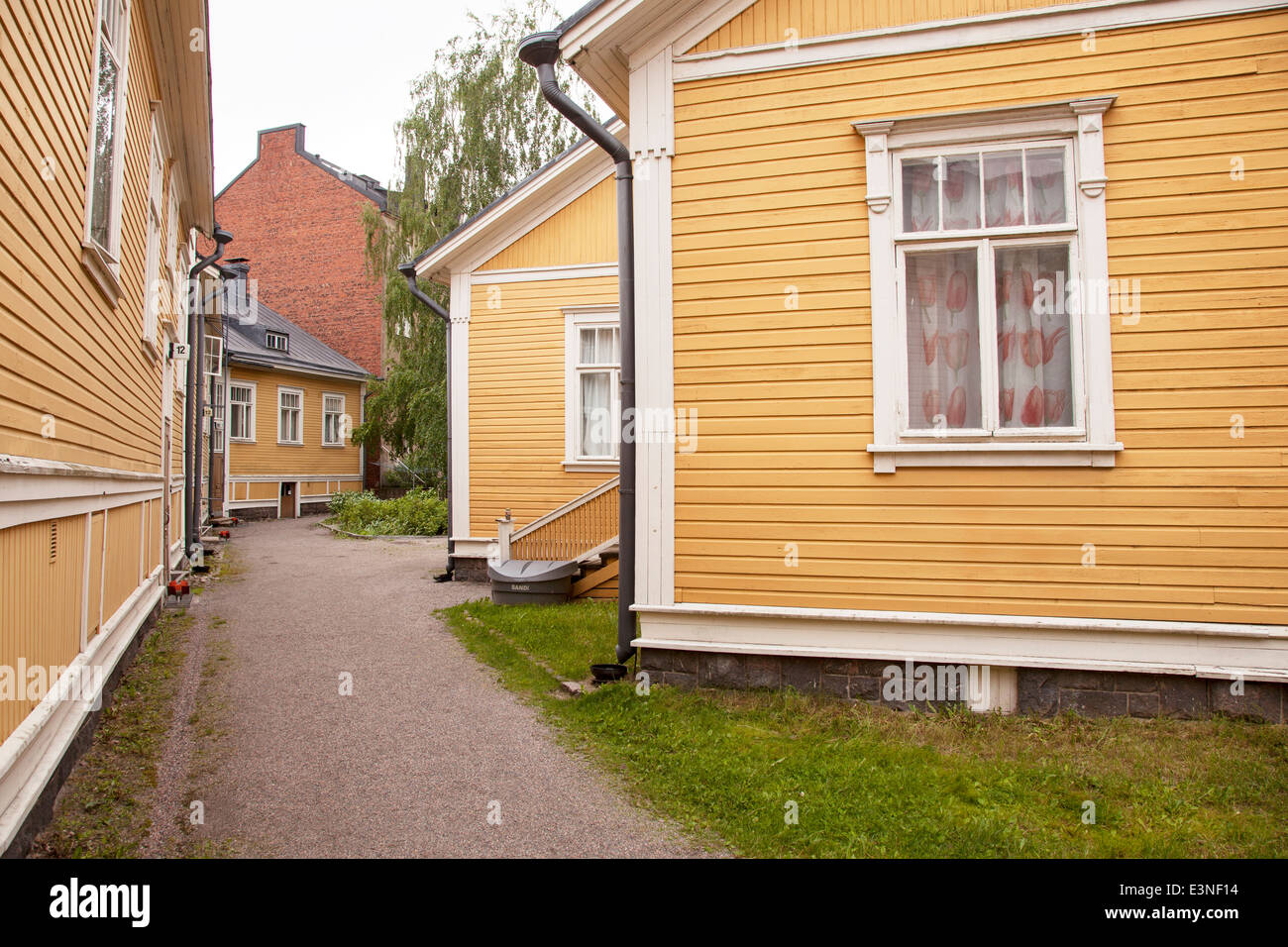 Finnish houses hi-res stock photography and images - Alamy